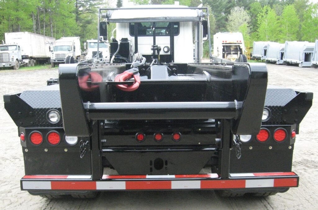 Roll Off Hoist Model TFR60 HD – Fanotech Manufacturing Corporation